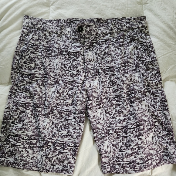 Greyson | Shorts | Greyson Peaks Parks Shorts 34 Golf Arctic Wolf Print ...